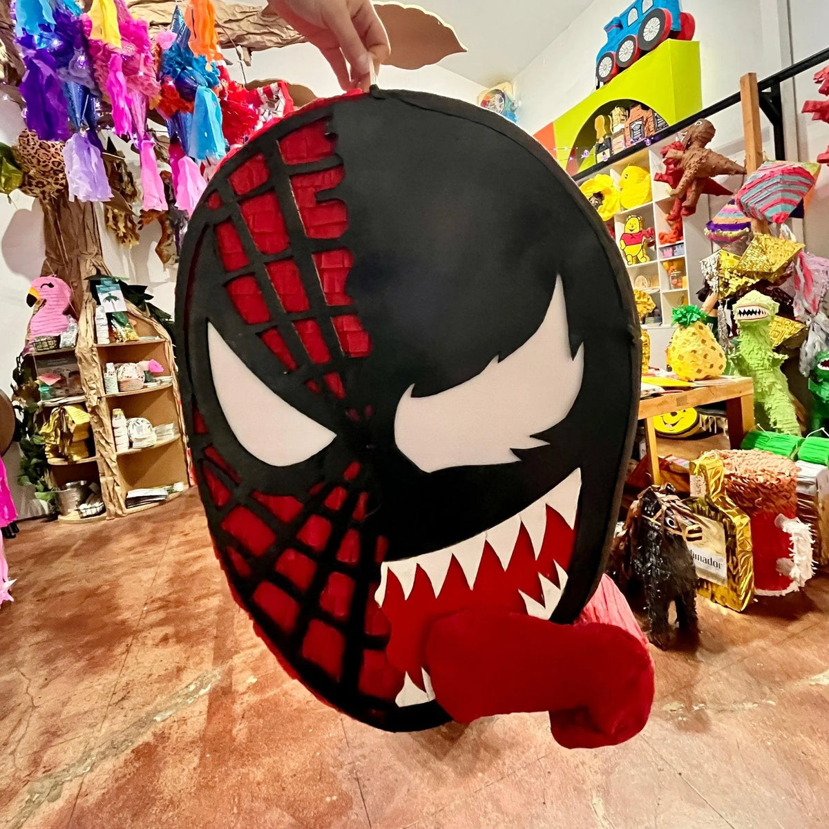 Spider Man & Venom Face Pinata – MATTEO PARTY